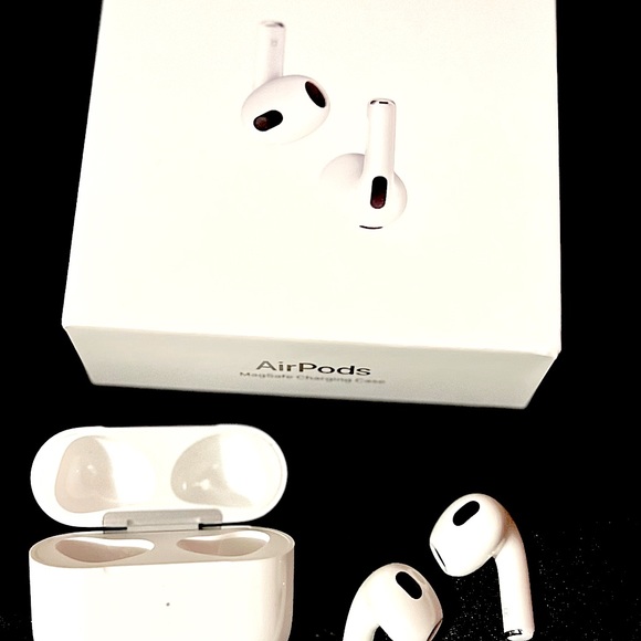 Apple | Cell Phones & Accessories | 3rd Generation Apple Airpods With ...